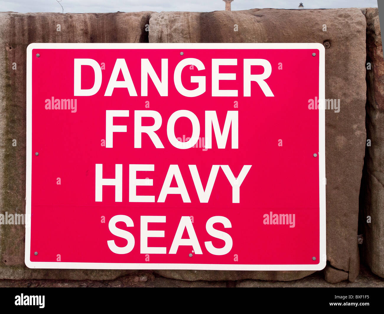Heavy seas warning hi-res stock photography and images - Alamy