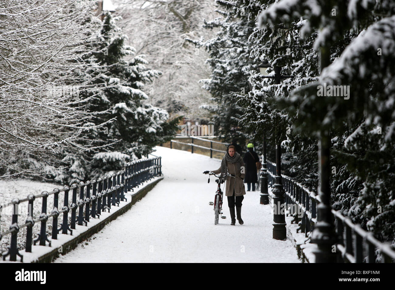 SNOW IN CAMBRIDGE UK Stock Photo - Alamy