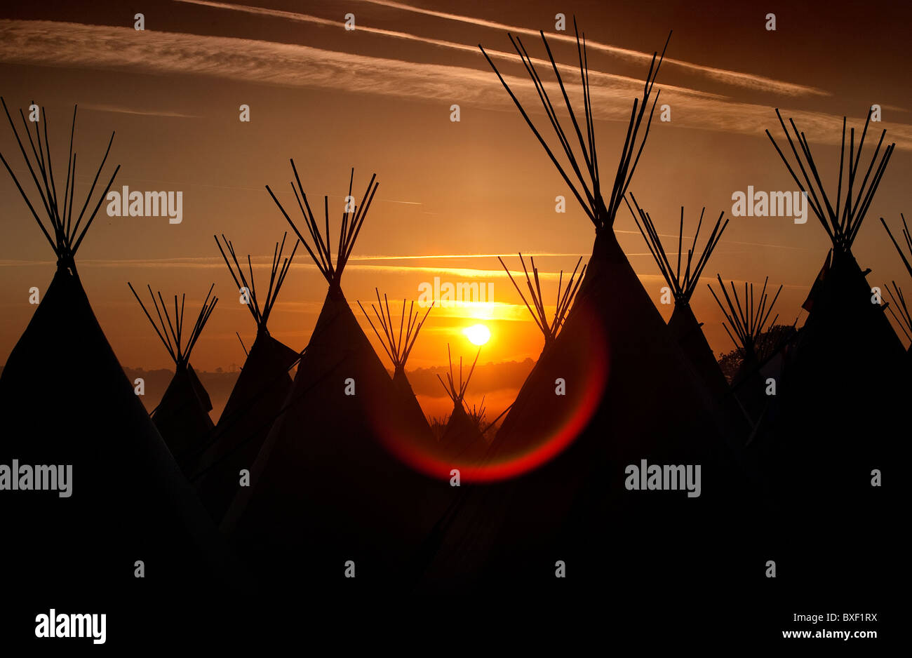 Tipi hi-res stock photography and images - Alamy