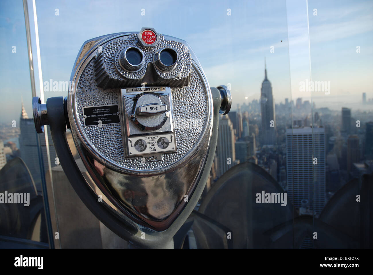 Telescope at the Rockefeller Center in New York Stock Photo - Alamy