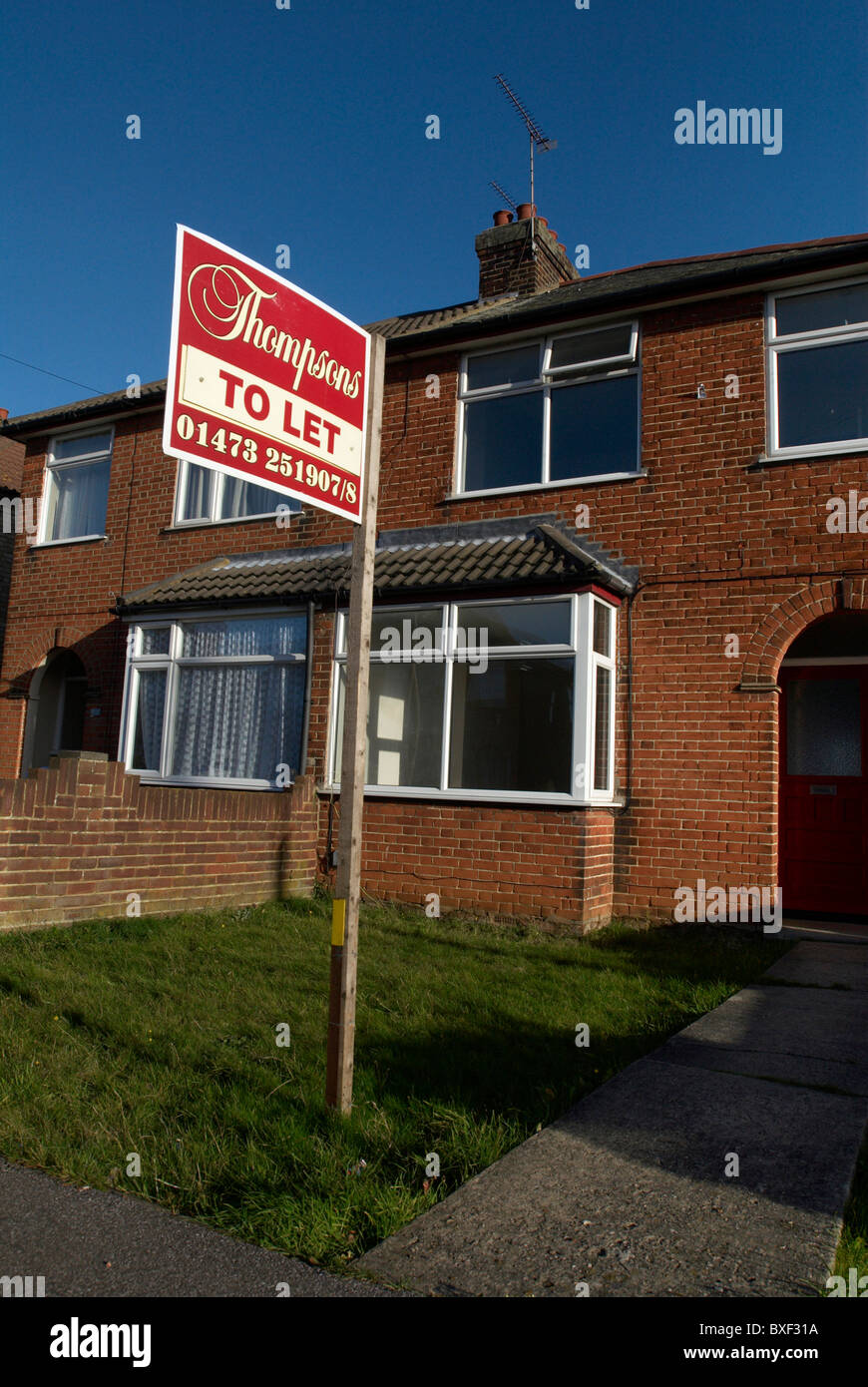 House to let board hi-res stock photography and images - Alamy