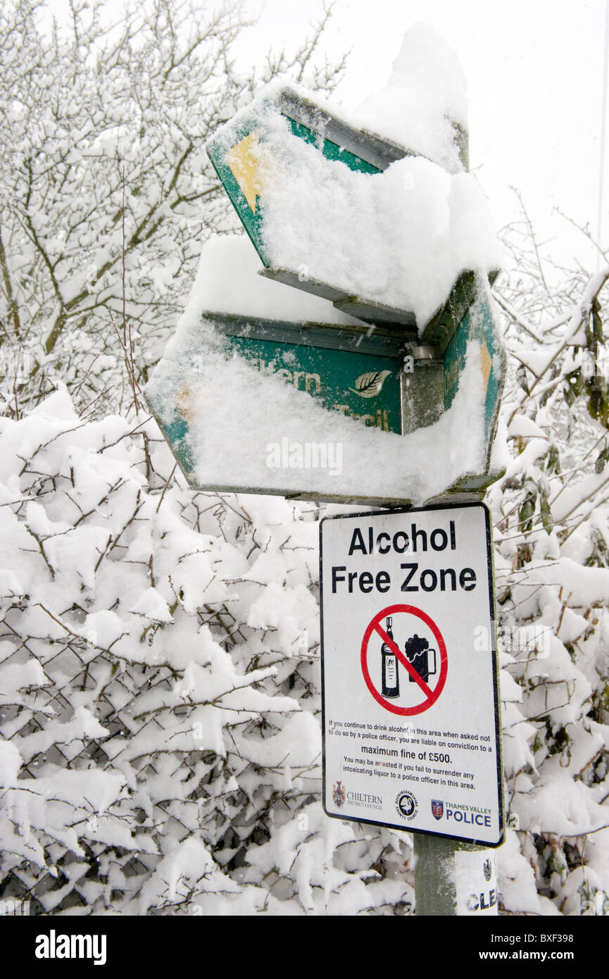Alcohol free zone hi-res stock photography and images - Alamy