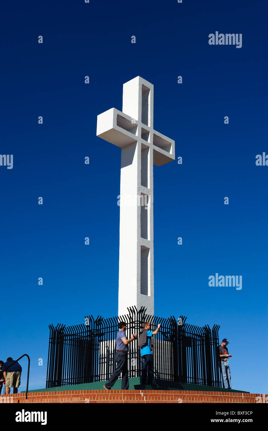 Mount soledad memorial cross hi-res stock photography and images - Alamy