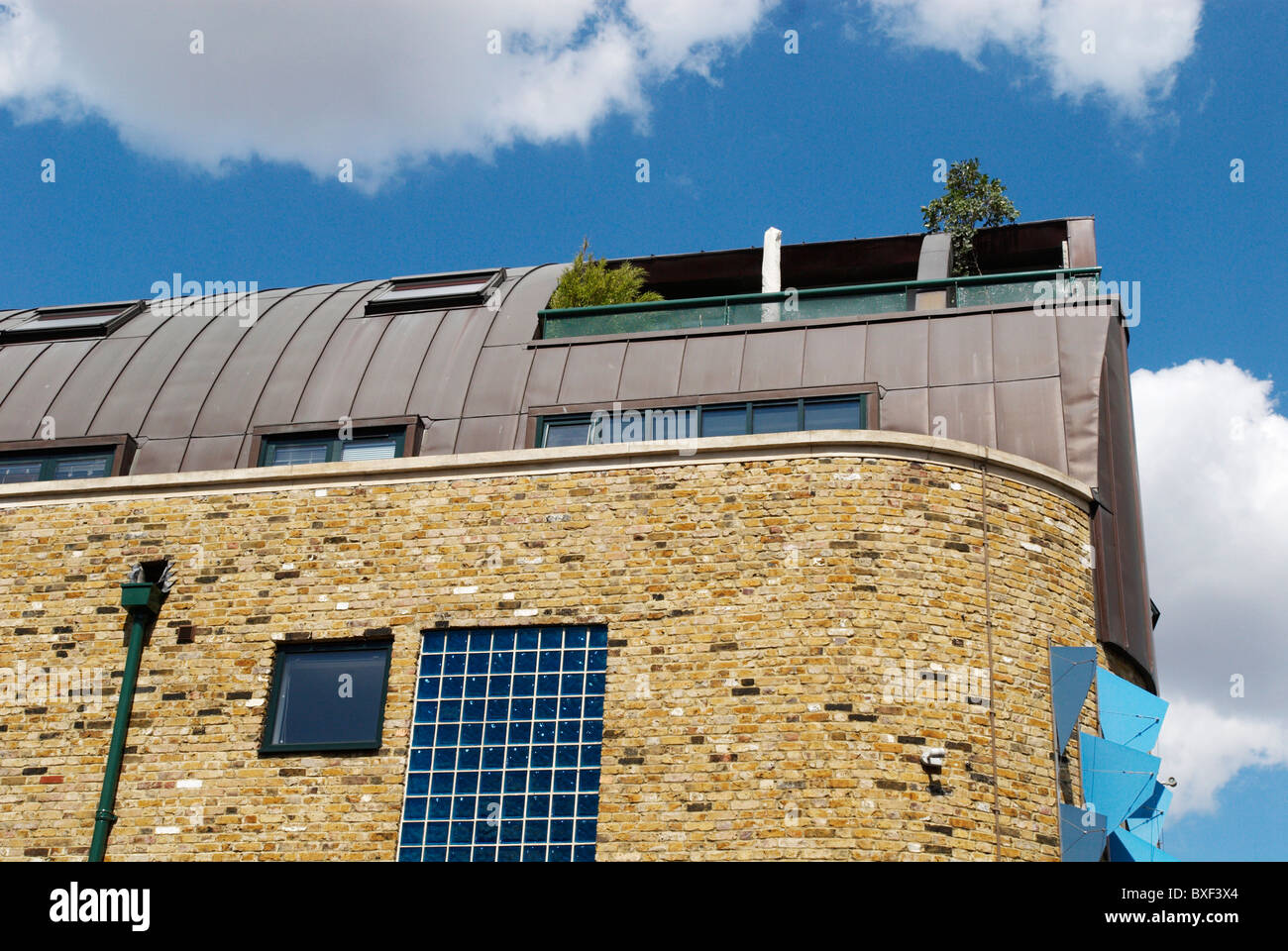 Factory converted into apartments hi-res stock photography and images ...