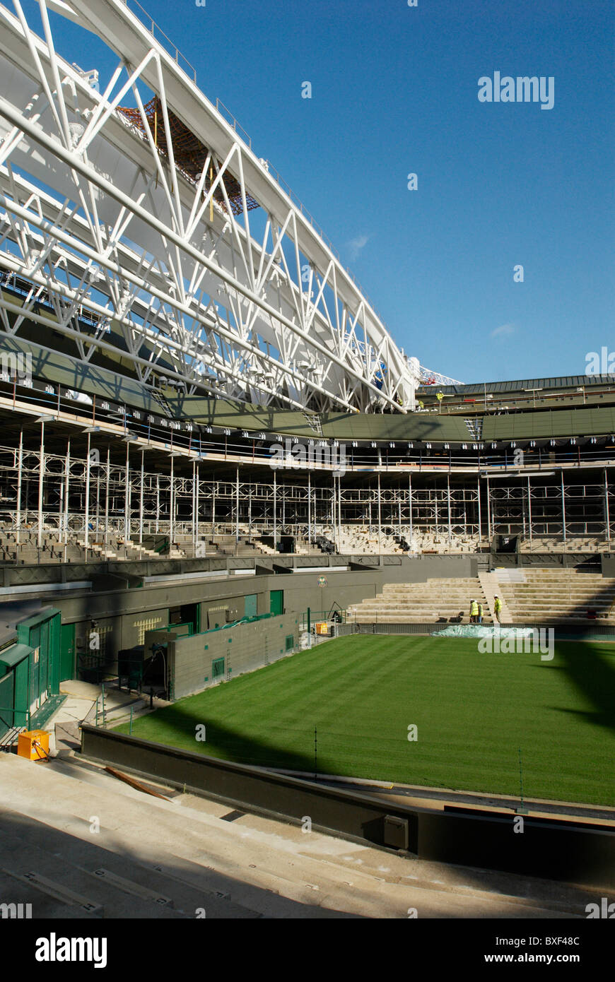 New roof trusses for new retractable roof of Centre Court All England ...