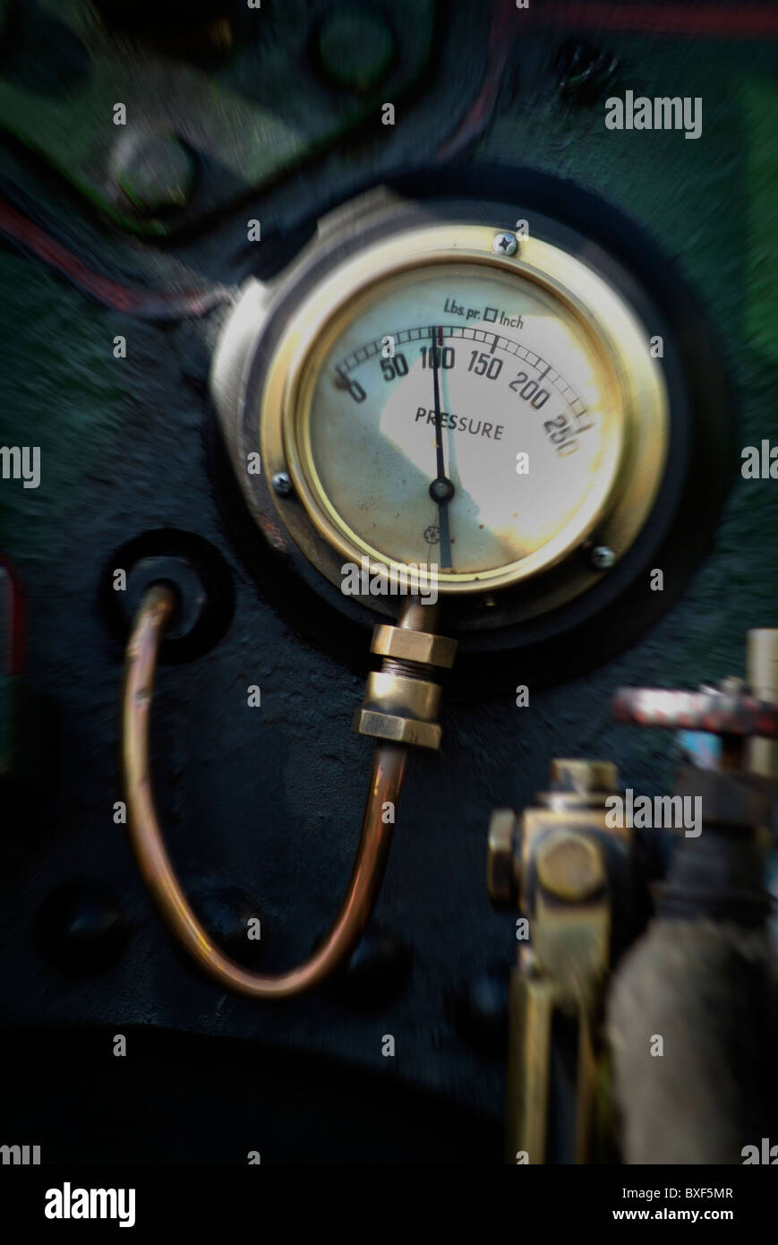 Steam engine indicator hi-res stock photography and images - Alamy