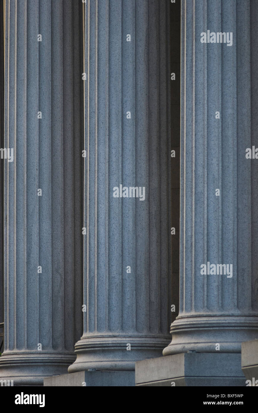 Concrete columns on building Stock Photo - Alamy