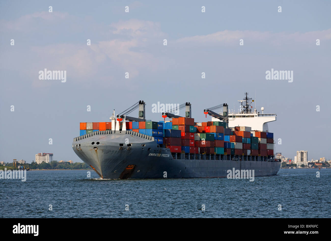 Ship with container hi-res stock photography and images - Alamy