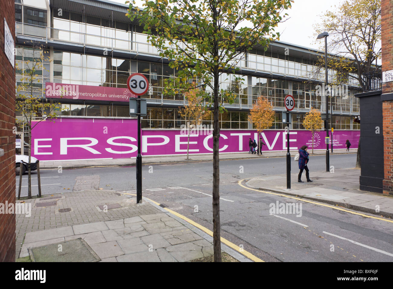 Exterior of London Metropolitan University's Holloway Road campus Stock ...