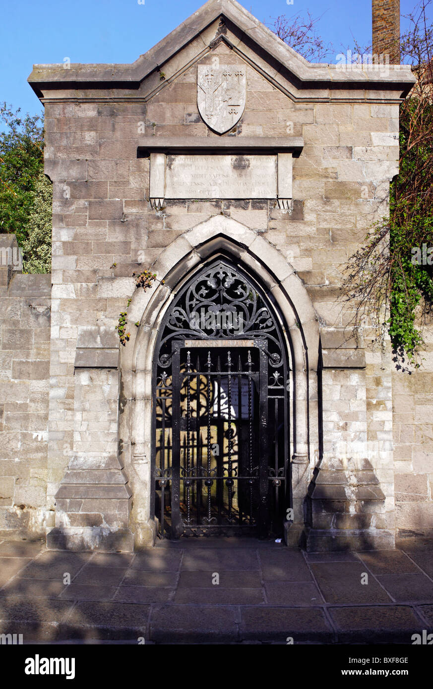 Marsh's Library entrance gateway Dublin Ireland Stock Photo - Alamy