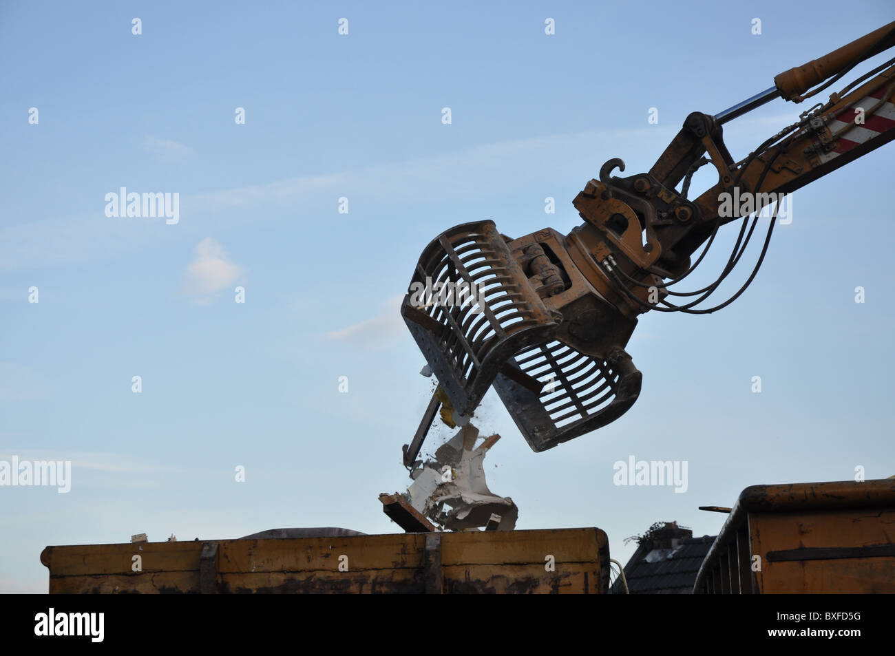 Claw crane machine hi-res stock photography and images - Alamy