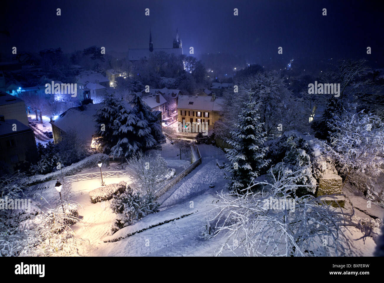 cold winter night Stock Photo - Alamy
