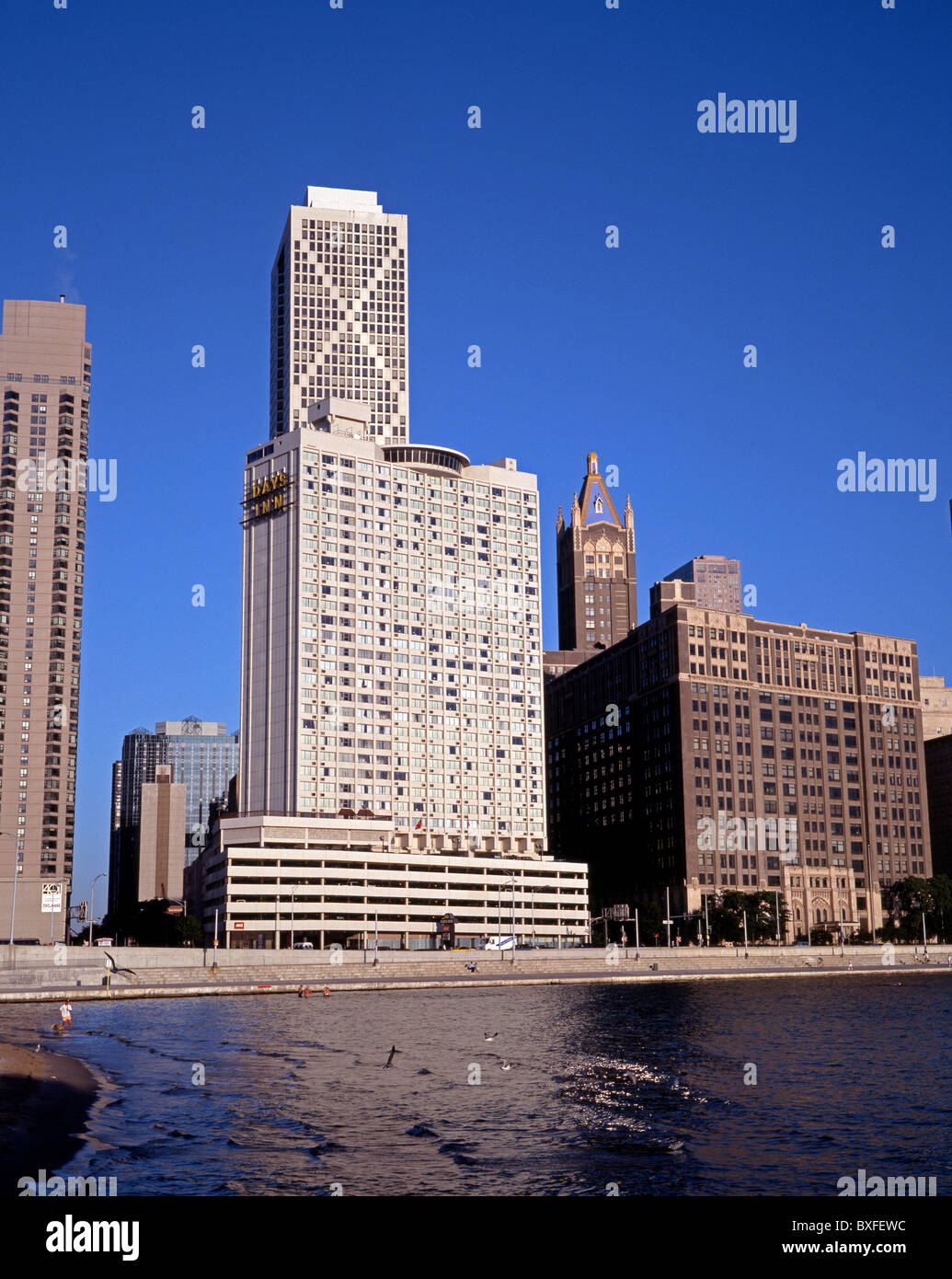 City centre skyscrapers and waterfront, Chicago, Illinois, USA Stock ...