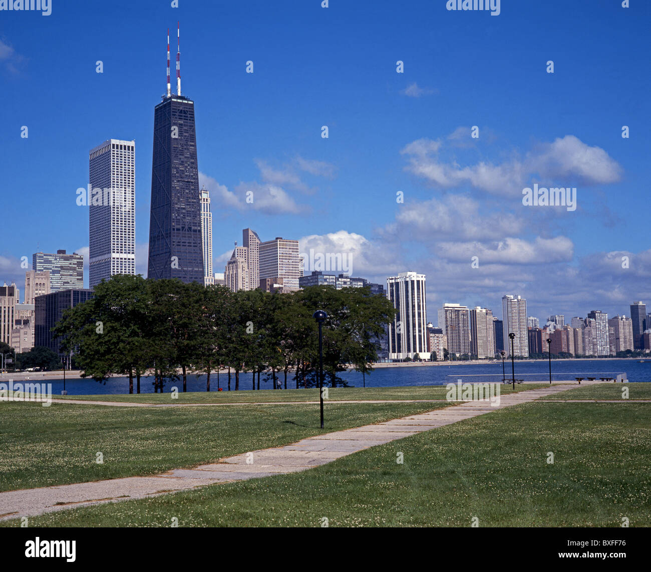 City centre skyscrapers and waterfront, Chicago, Illinois, USA Stock ...