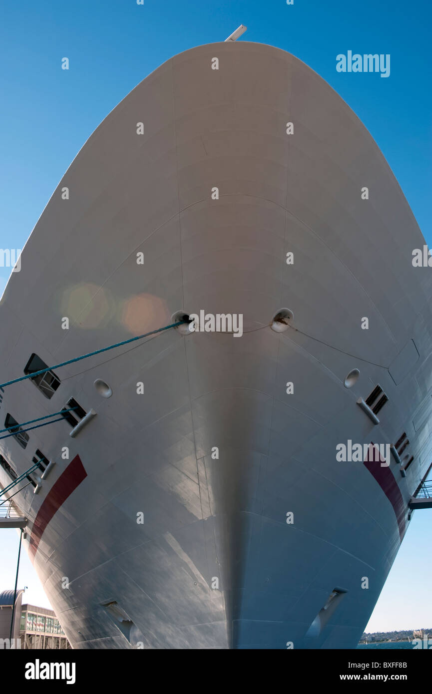 Cruise ship Carnival Spirit Stock Photo - Alamy