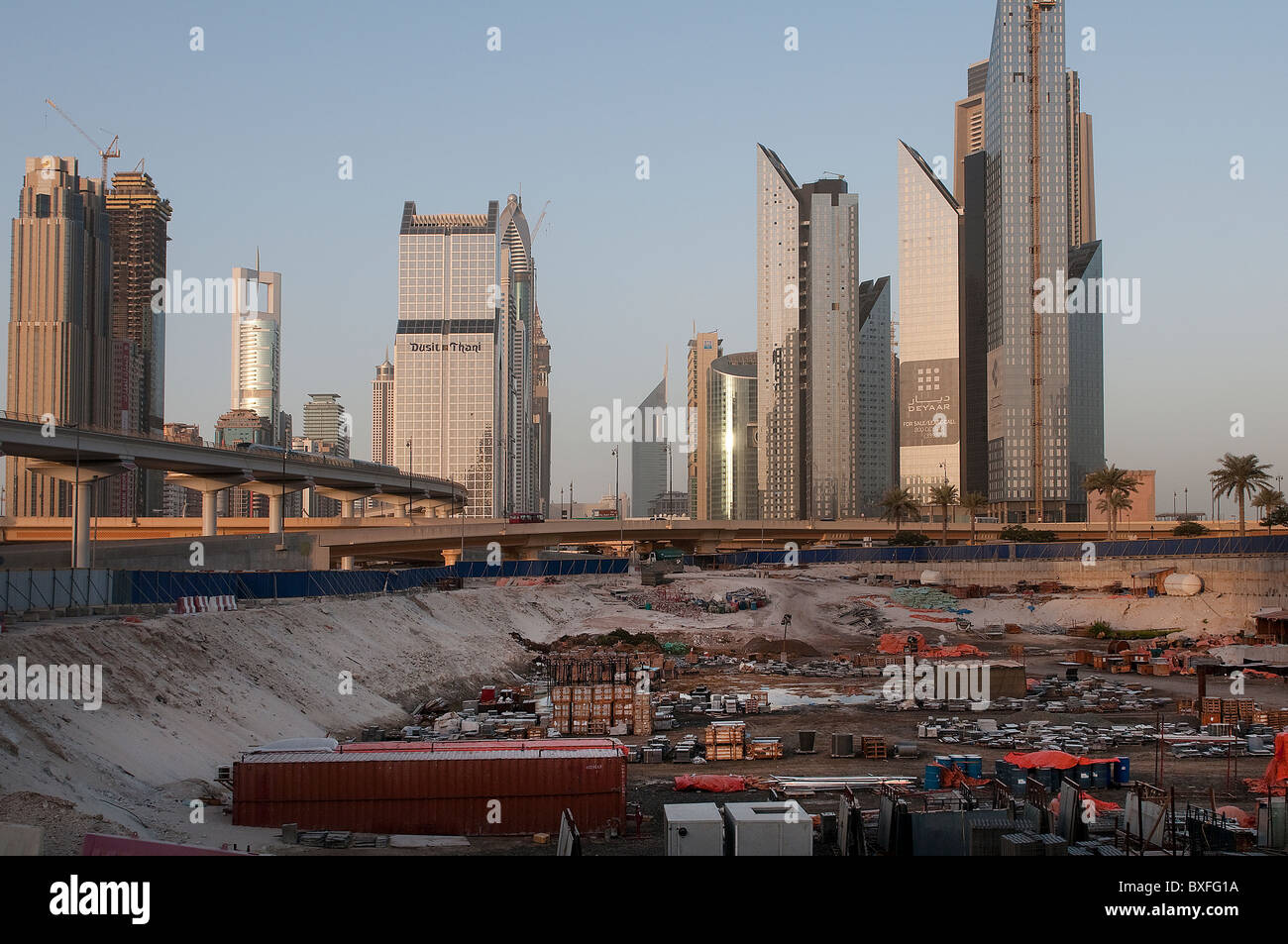 Construction works in uae hi-res stock photography and images - Alamy
