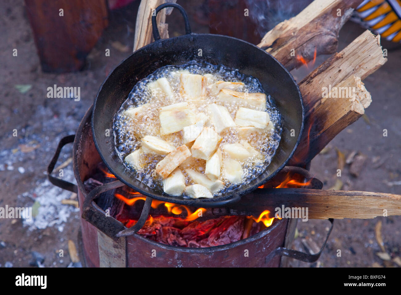 Fried cassava root, yucca or manioc, vendor in Mombasa, Kenya Stock ...