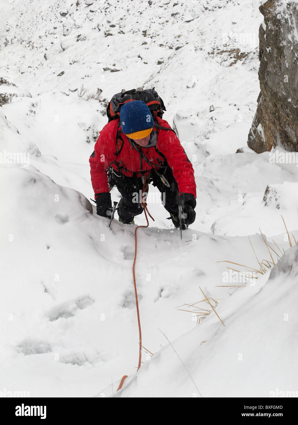 Winter climbing in Snowdonia National Park Stock Photo - Alamy