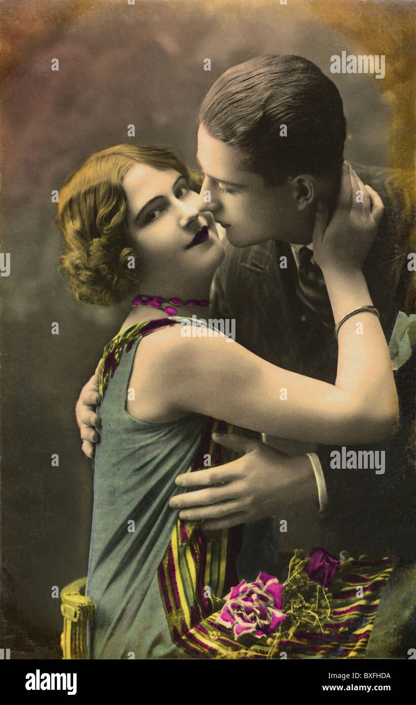 Romantic couple 1925 hi-res stock photography and images - Alamy