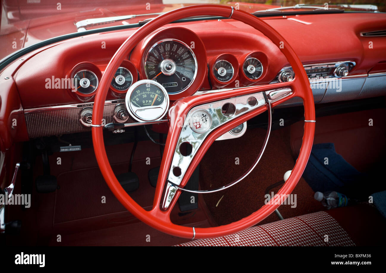 Chevrolet impala dashboard hi-res stock photography and images - Alamy