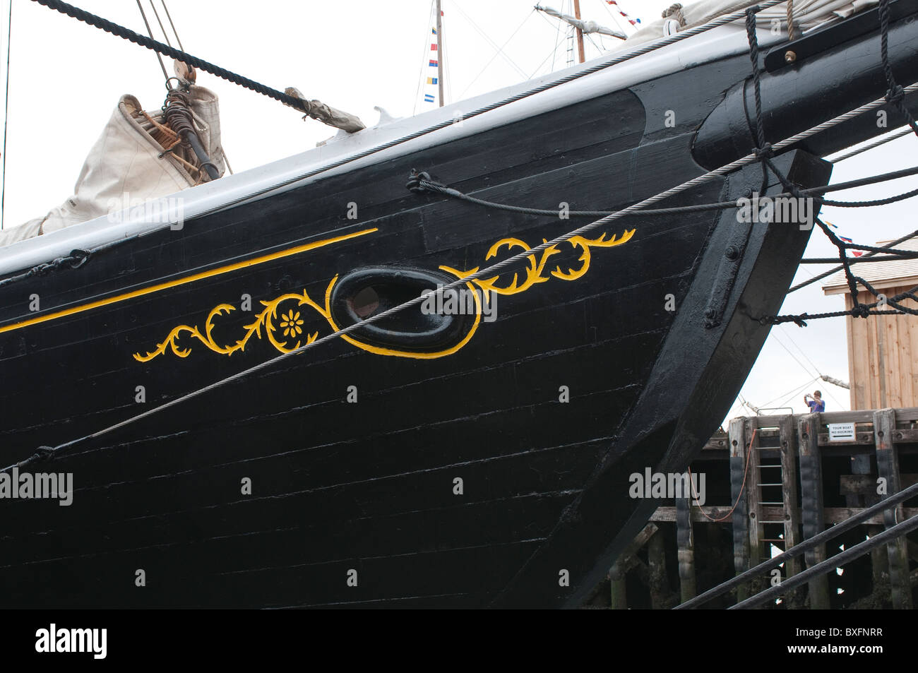 Bluenose sailing ship hi-res stock photography and images - Alamy