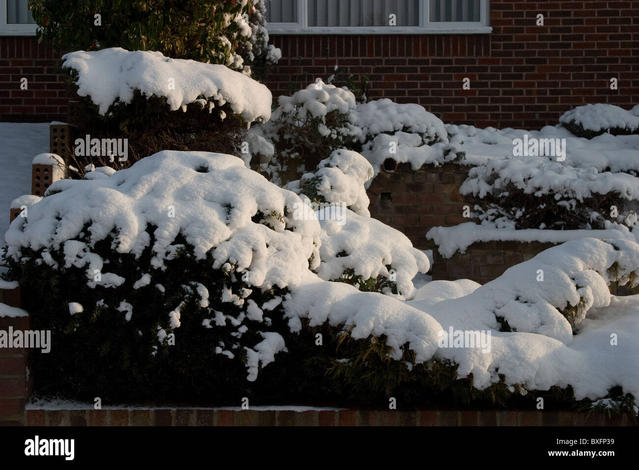 urban snow scene in Strood Kent Stock Photo - Alamy