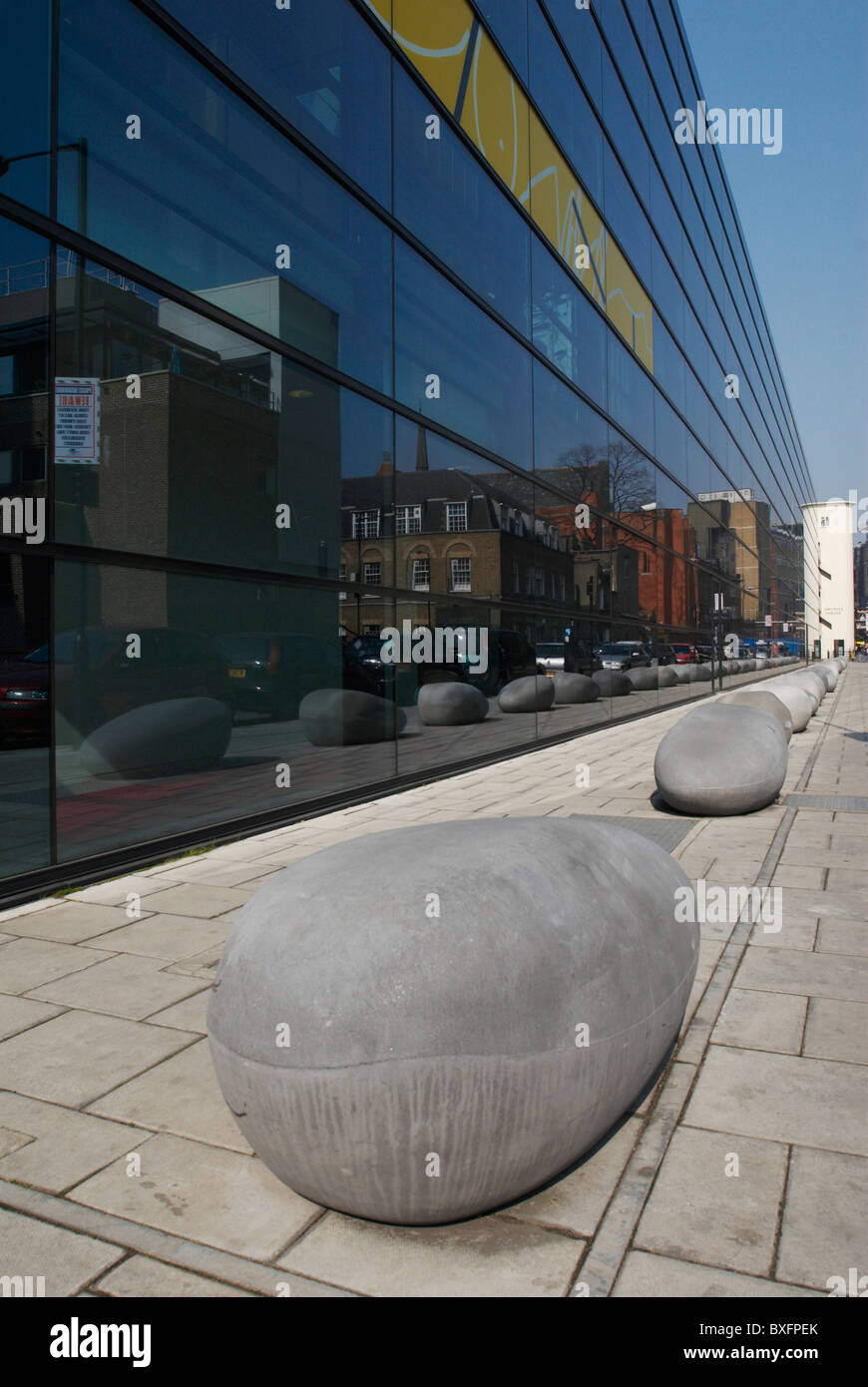 The 'Blizard Building' designed by Will Alsop which houses the ...