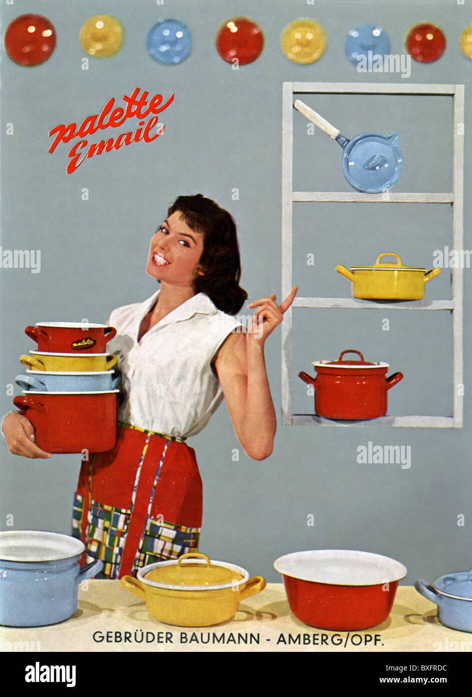 1950s housewife cooking hi-res stock photography and images - Alamy