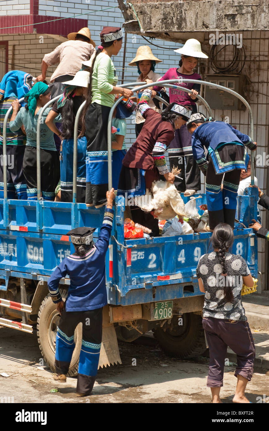 Indigenous transportation hi-res stock photography and images - Alamy