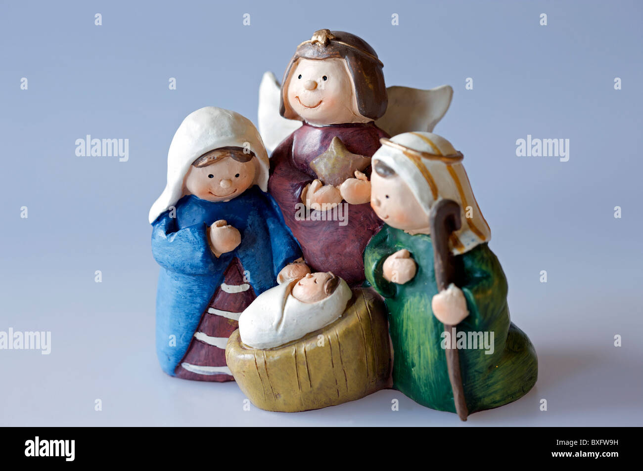 Nativity figures hi-res stock photography and images - Alamy