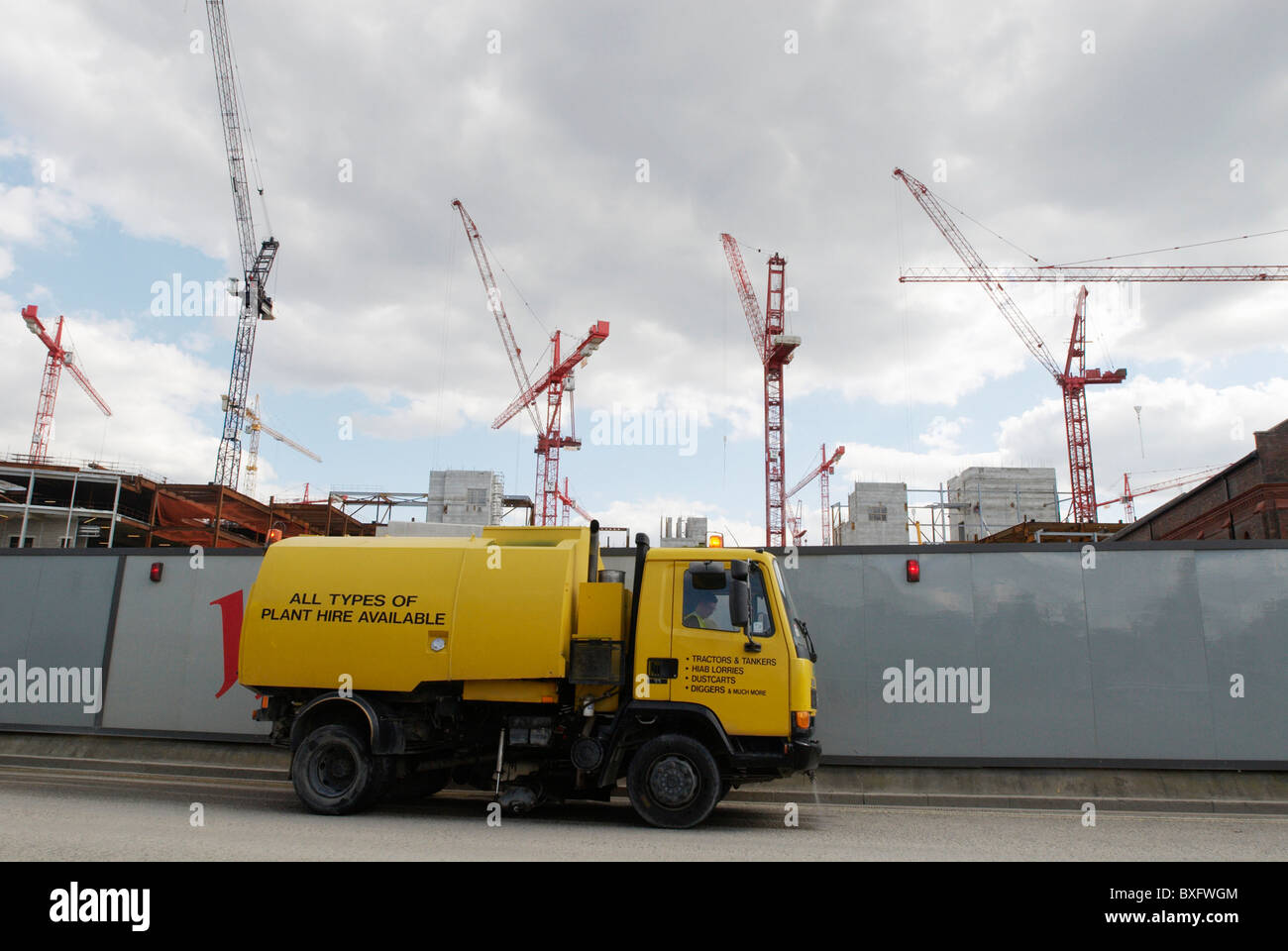 Construction site cleaning hi-res stock photography and images - Alamy