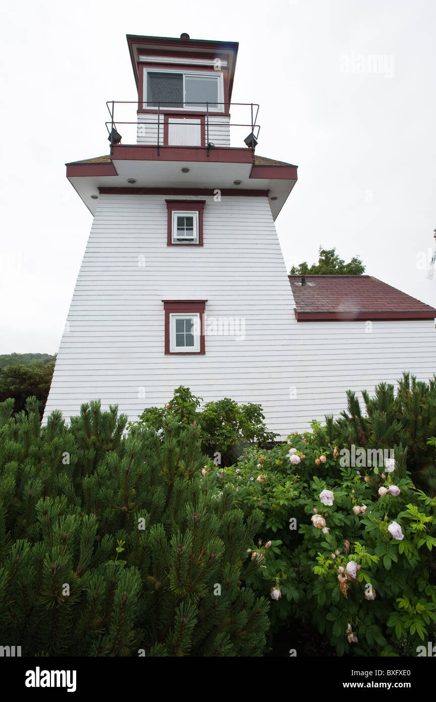 Fort Point Lighthouse, Liverpool, Nova Scotia, Canada Stock Photo - Alamy