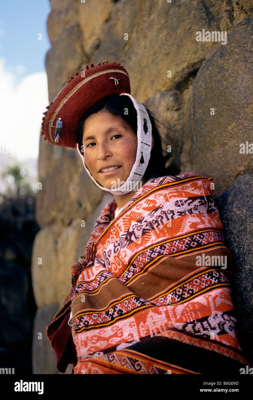 Traditionally dressed Quechua in the Incan village of Olltaytambo ...