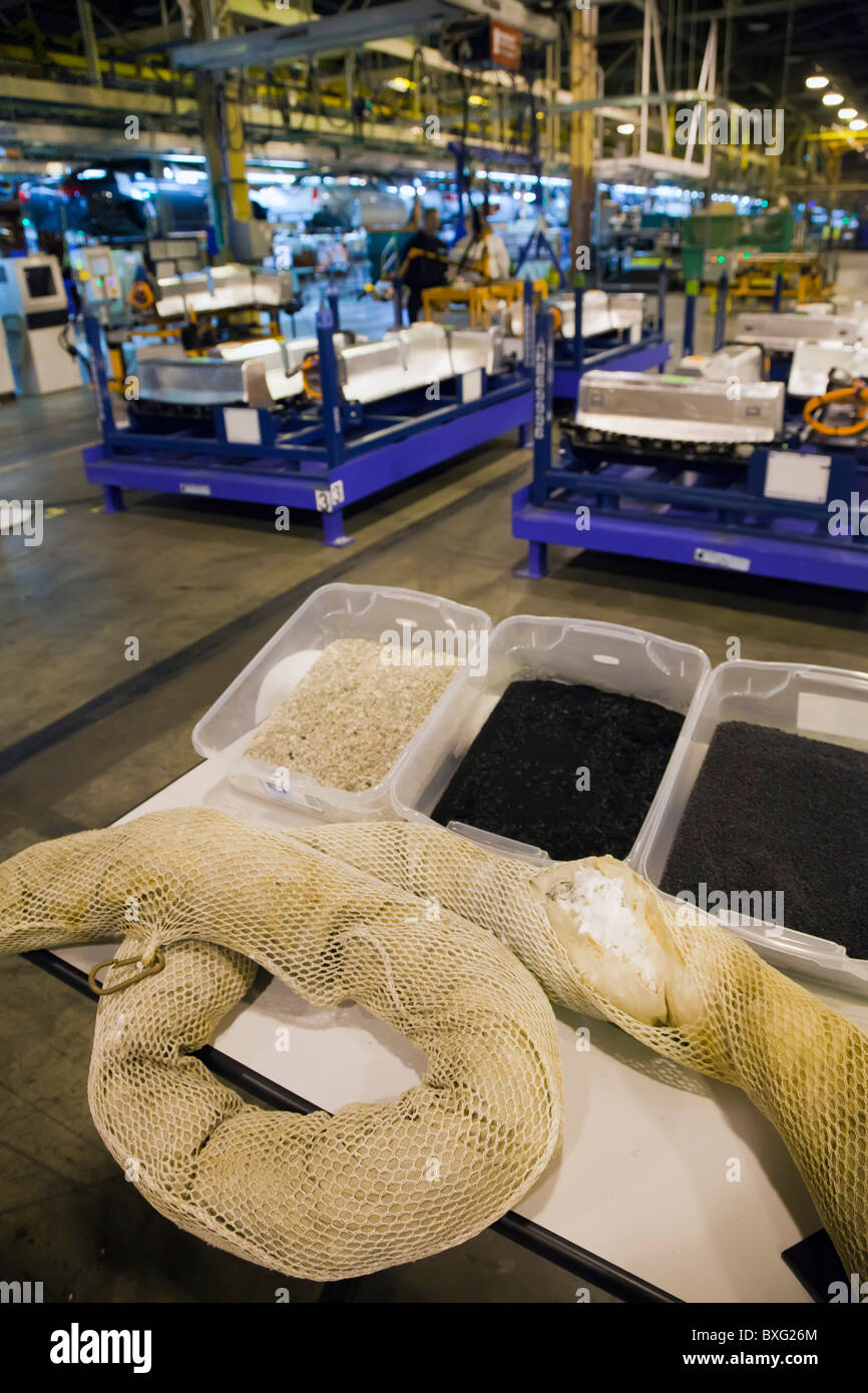 Oil spill factory hi-res stock photography and images - Alamy