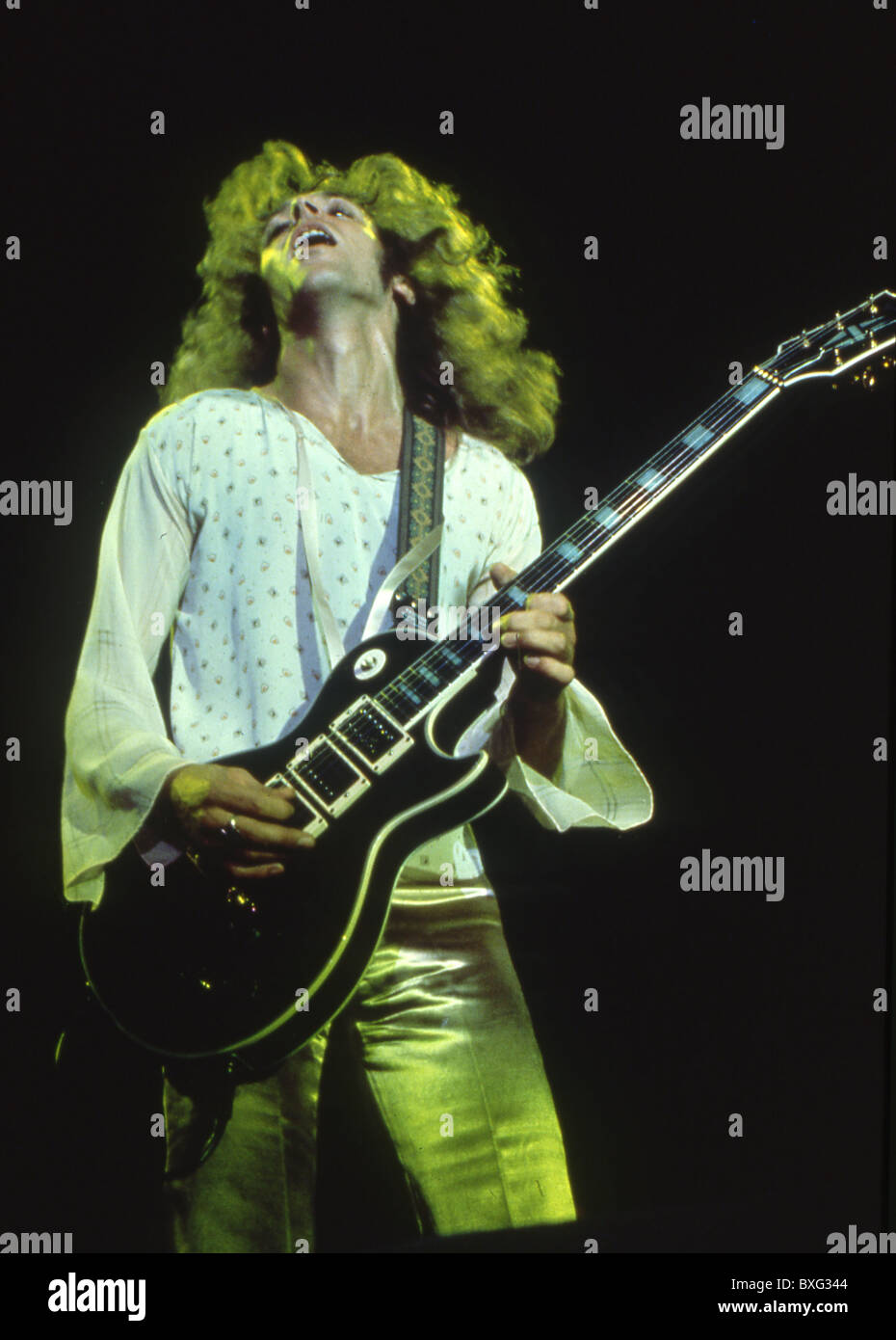 Peter frampton 1970s hi-res stock photography and images - Alamy
