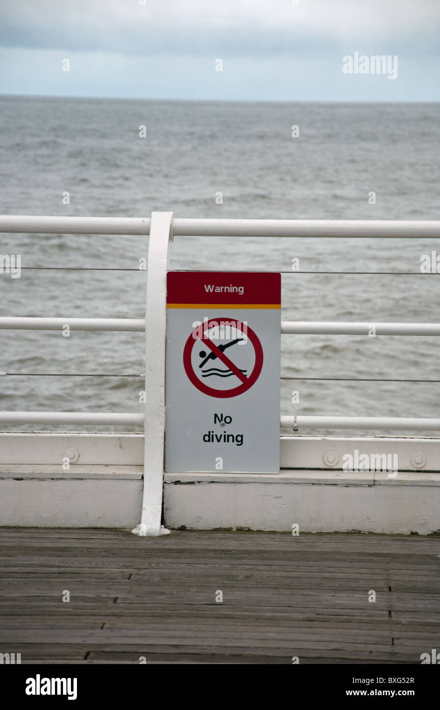 No Diving sign on Cromer Pier Stock Photo - Alamy