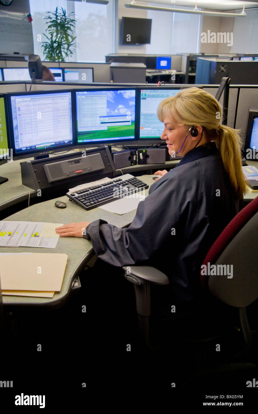 Police dispatcher hi-res stock photography and images - Alamy