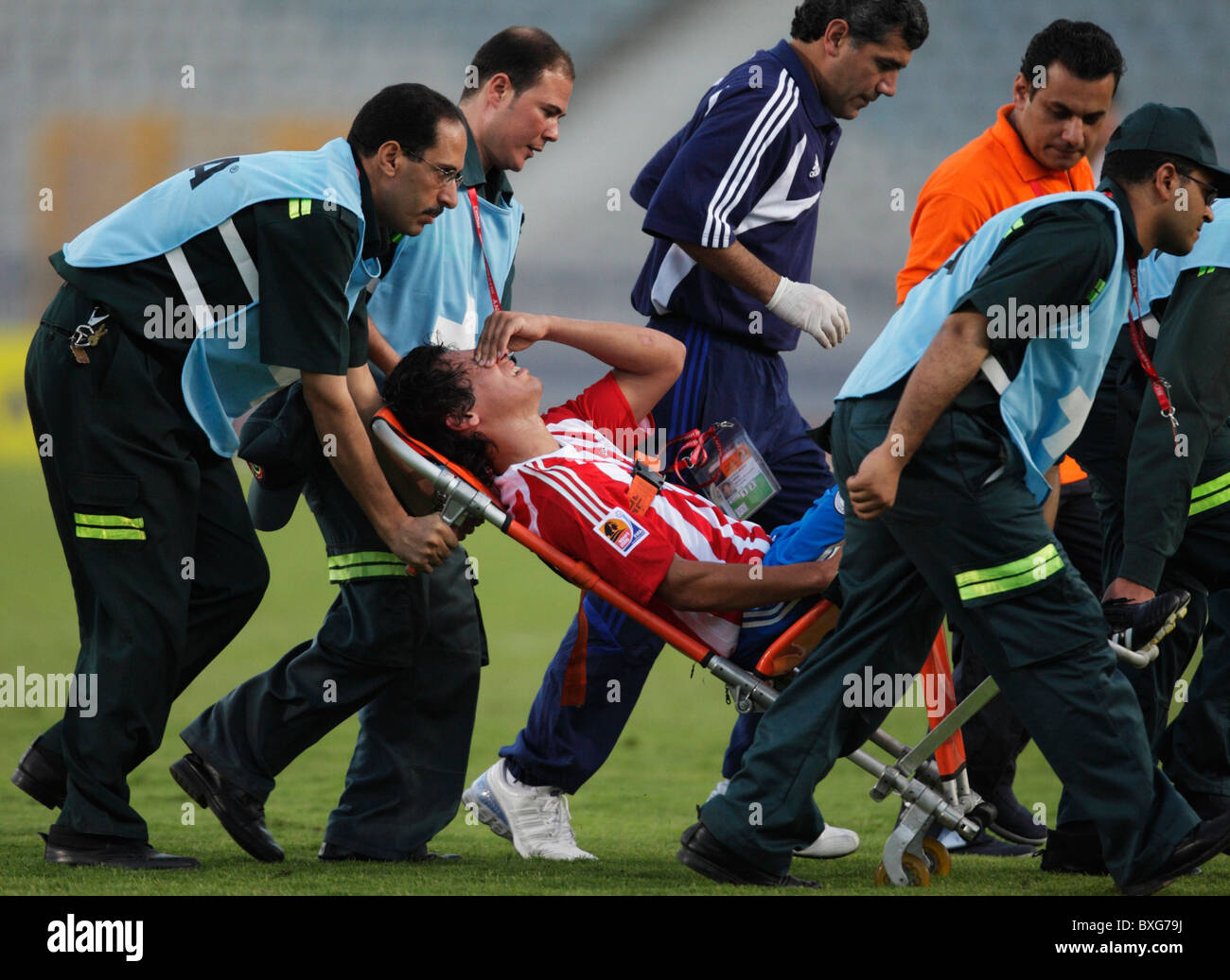 World cup football player injured hi-res stock photography and images ...