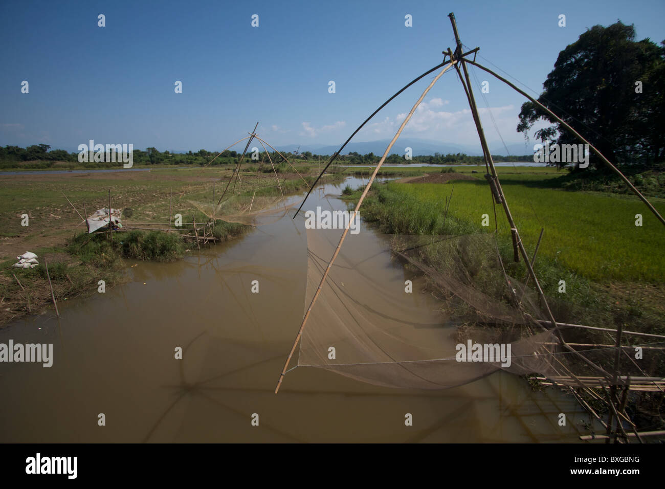 Chinese fish net hi-res stock photography and images - Alamy