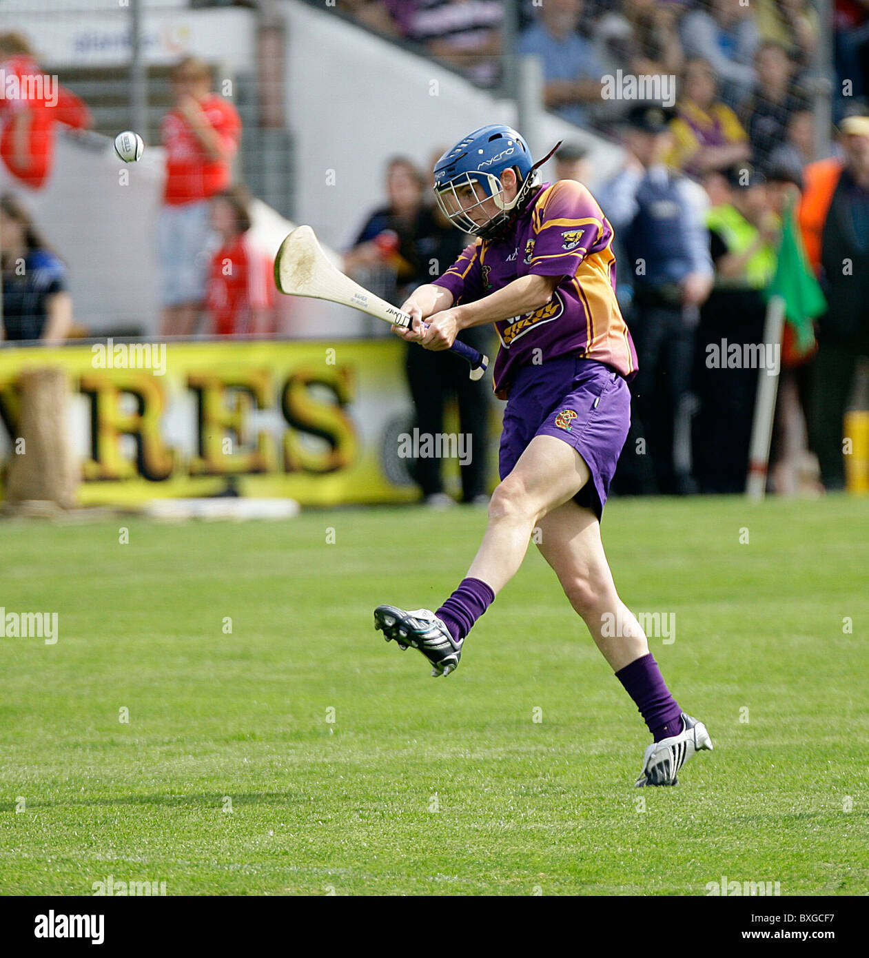 Camogie girl hi-res stock photography and images - Alamy