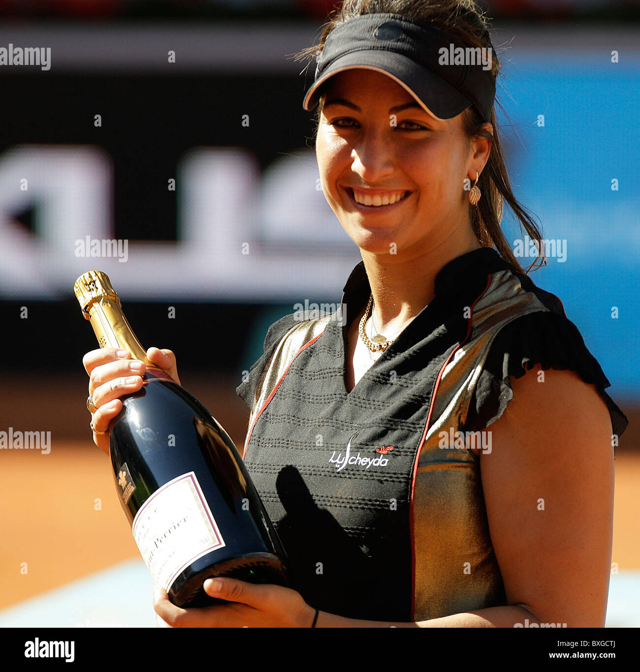 Aravane Rezai (FRA) in action against Venus Williams during the Women's ...