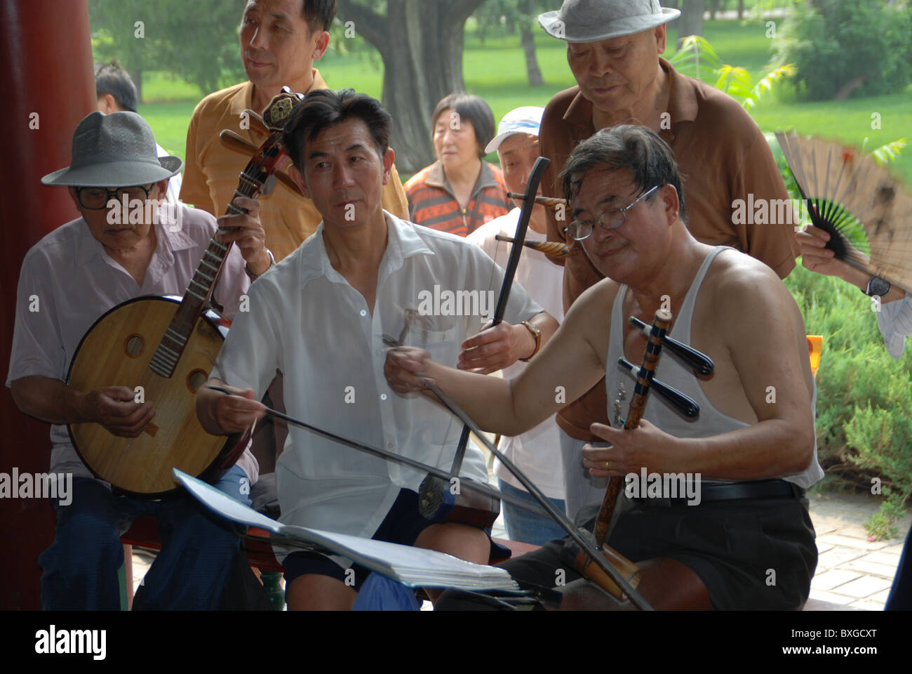 Music, Traditional instruments, Temple of Heaven Park, Beijing, China ...