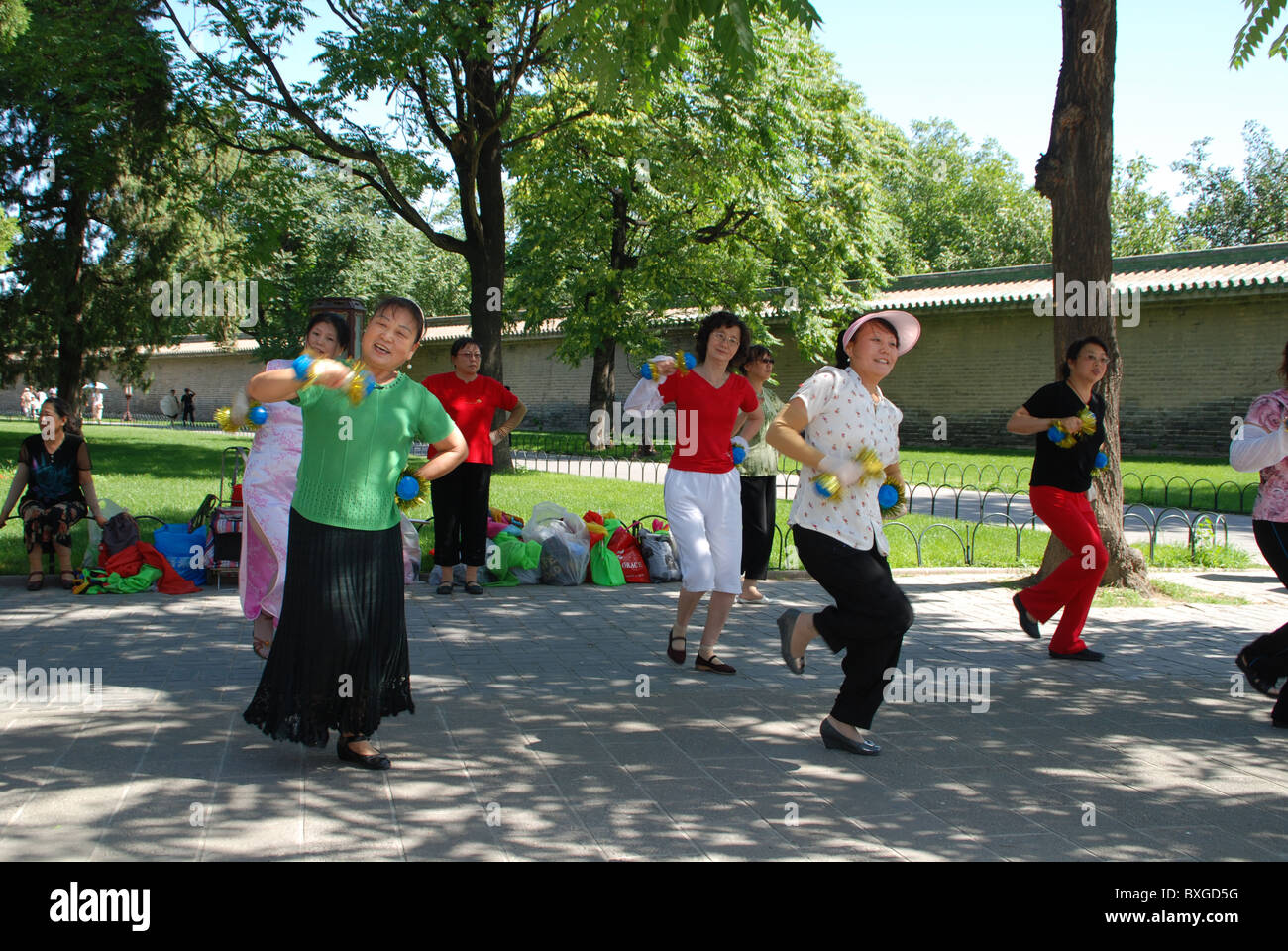 Dancing, Outdoor, Morning Activity, Temple of Heaven Park, Beijing ...
