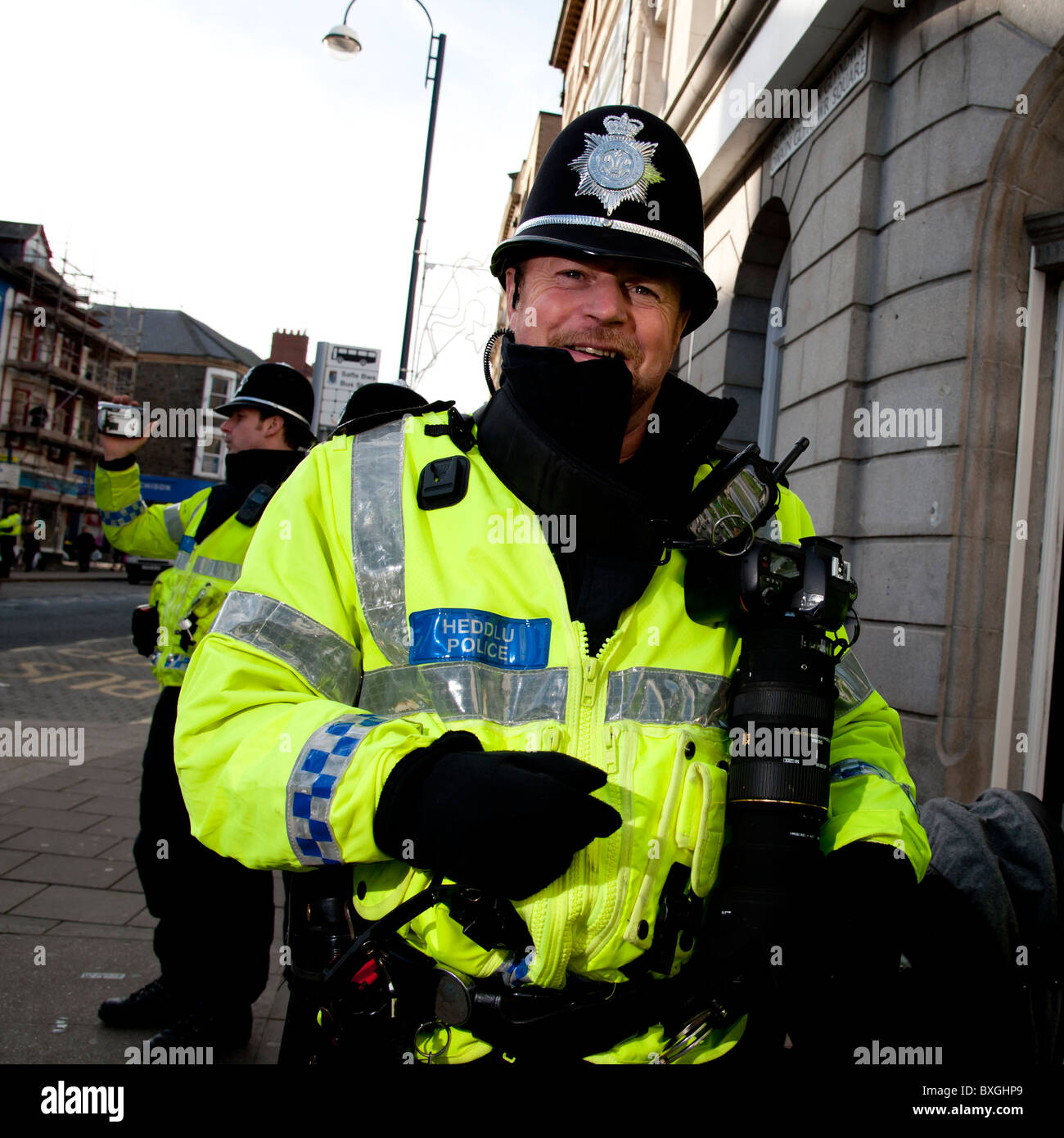 Police officer uk hi-res stock photography and images - Alamy