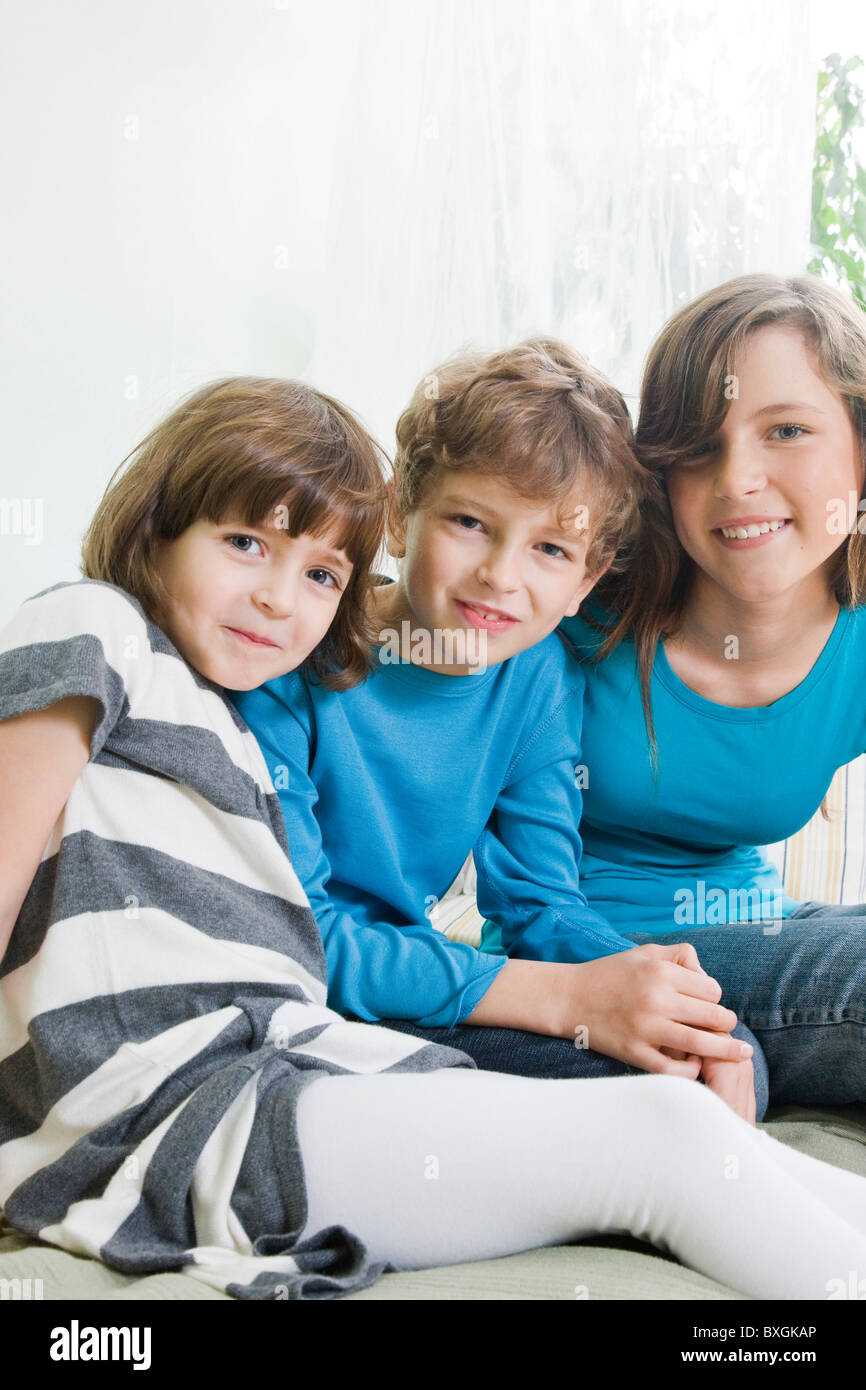 Portrait of siblings Stock Photo - Alamy