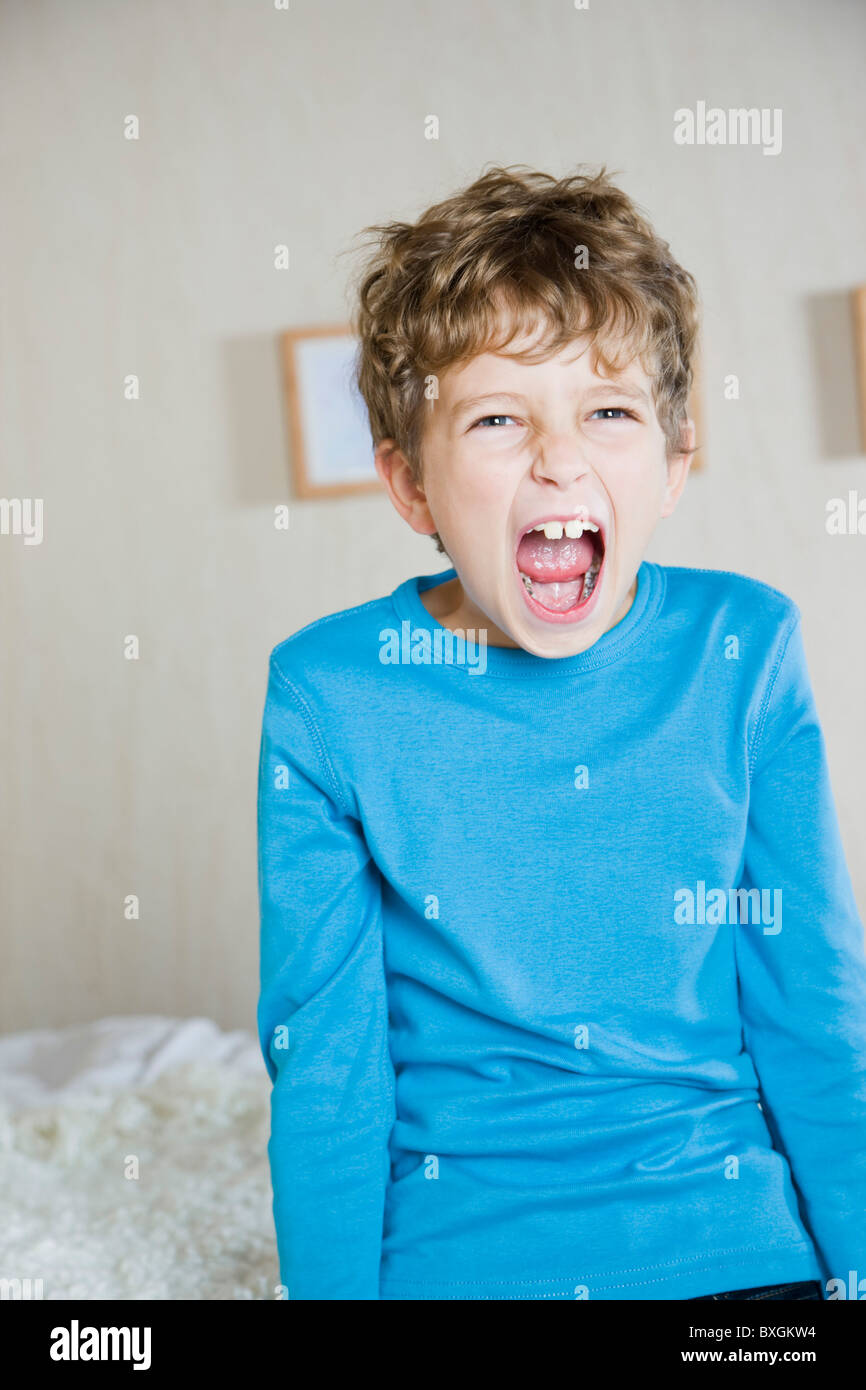 Angry boy 9 hi-res stock photography and images - Alamy