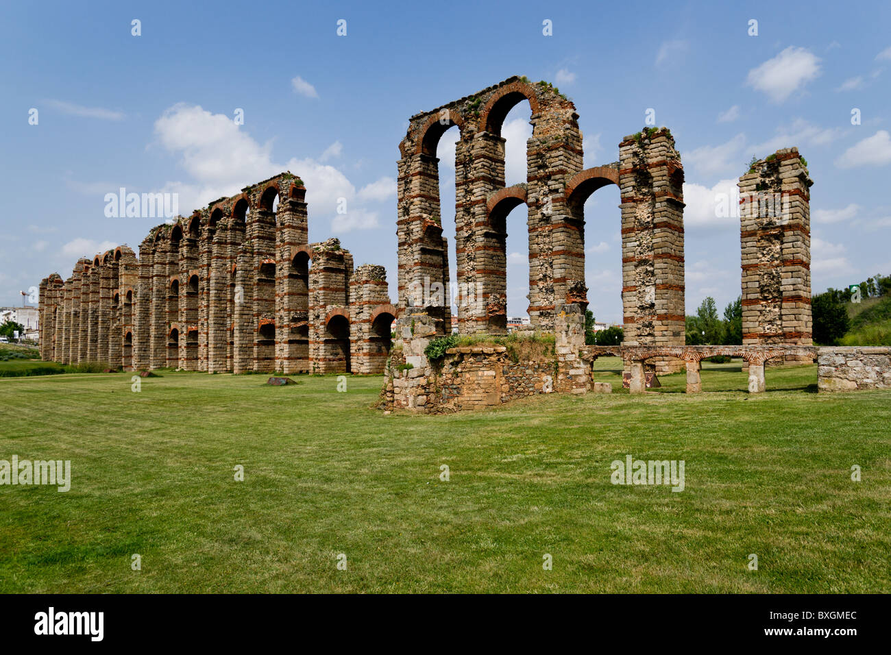 Acueducto romano de los milagros merida extremadura hi-res stock ...
