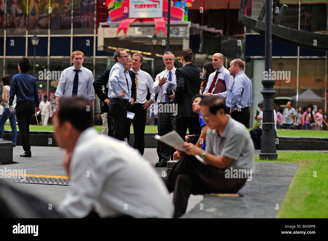 People Business Meeting Outdoors Raffles Place Singapore Stock Photo ...