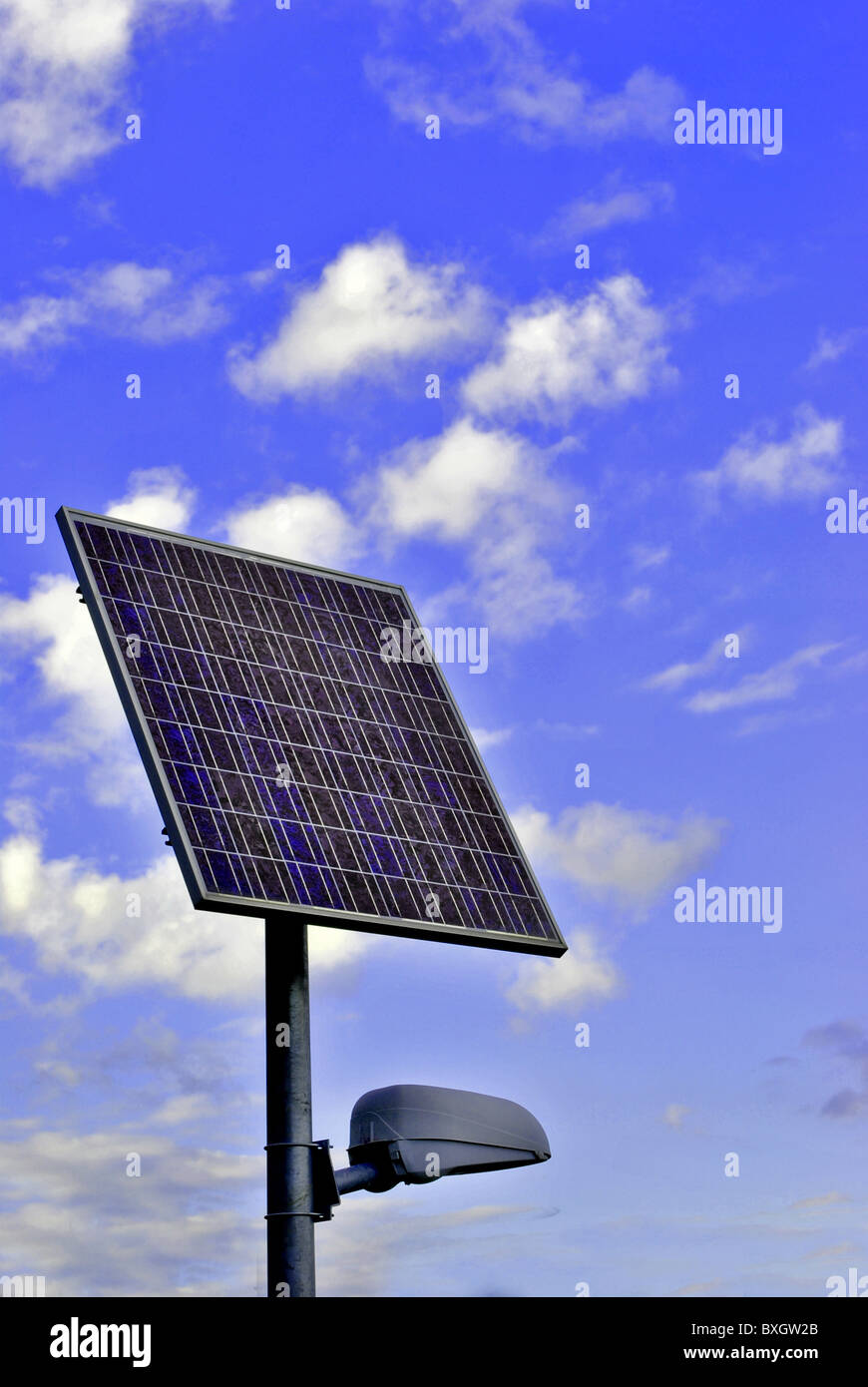 solar panels to produce electricity using the sun's rays to illuminate ...