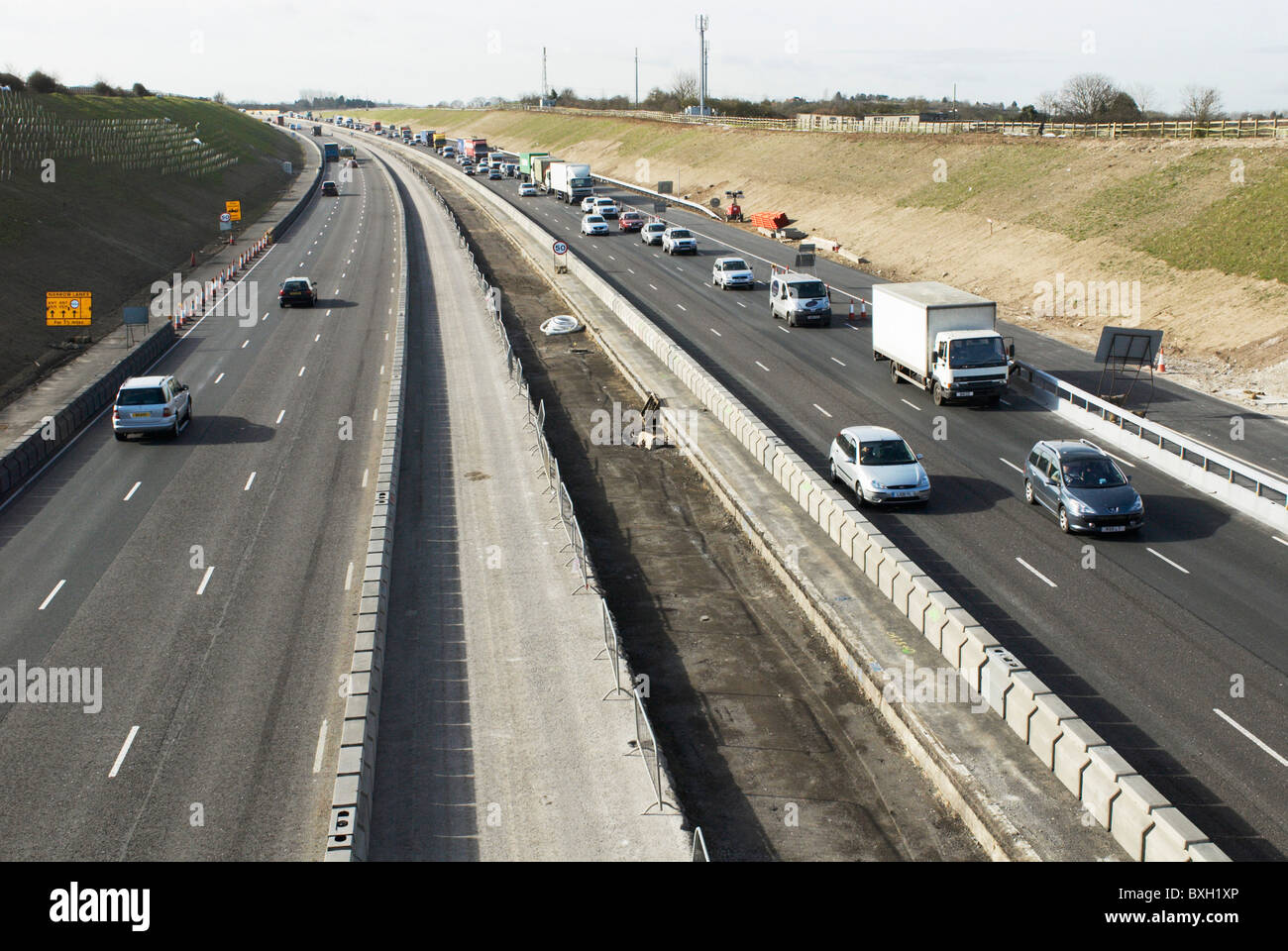 Motorway m25 construction hi-res stock photography and images - Alamy